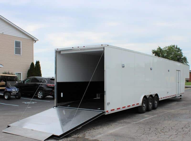 Enclosed Gooseneck Trailer Loaded 2023 48' w/Wide Ramp Door ...