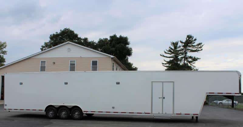 Enclosed Gooseneck Trailer Loaded 2023 48' w/Wide Ramp Door ...