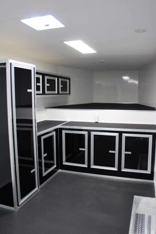 Gooseneck Enclosed Race Trailer 2023 40' 7 ft. 6 in Interior Spread ...