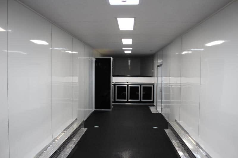 Gooseneck Enclosed Race Trailer 2023 40' 7 ft. 6 in Interior Spread ...