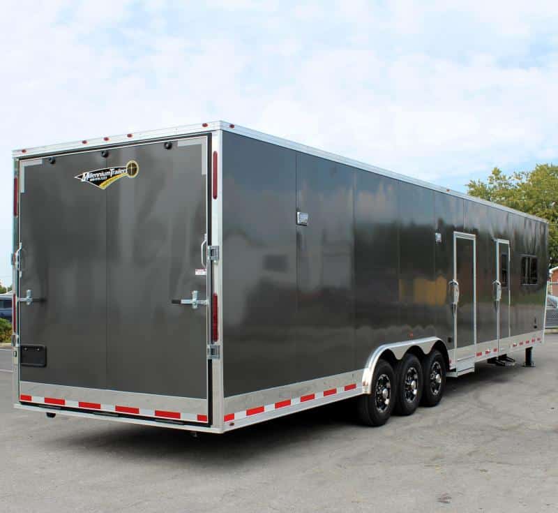 Enclosed Trailer with Living Quarters 2023 44' 12' Sofa +8'/Large Bath ...
